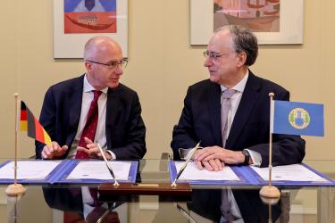 Germany provides €65,000 to support OPCW Conference on role of AI in ...