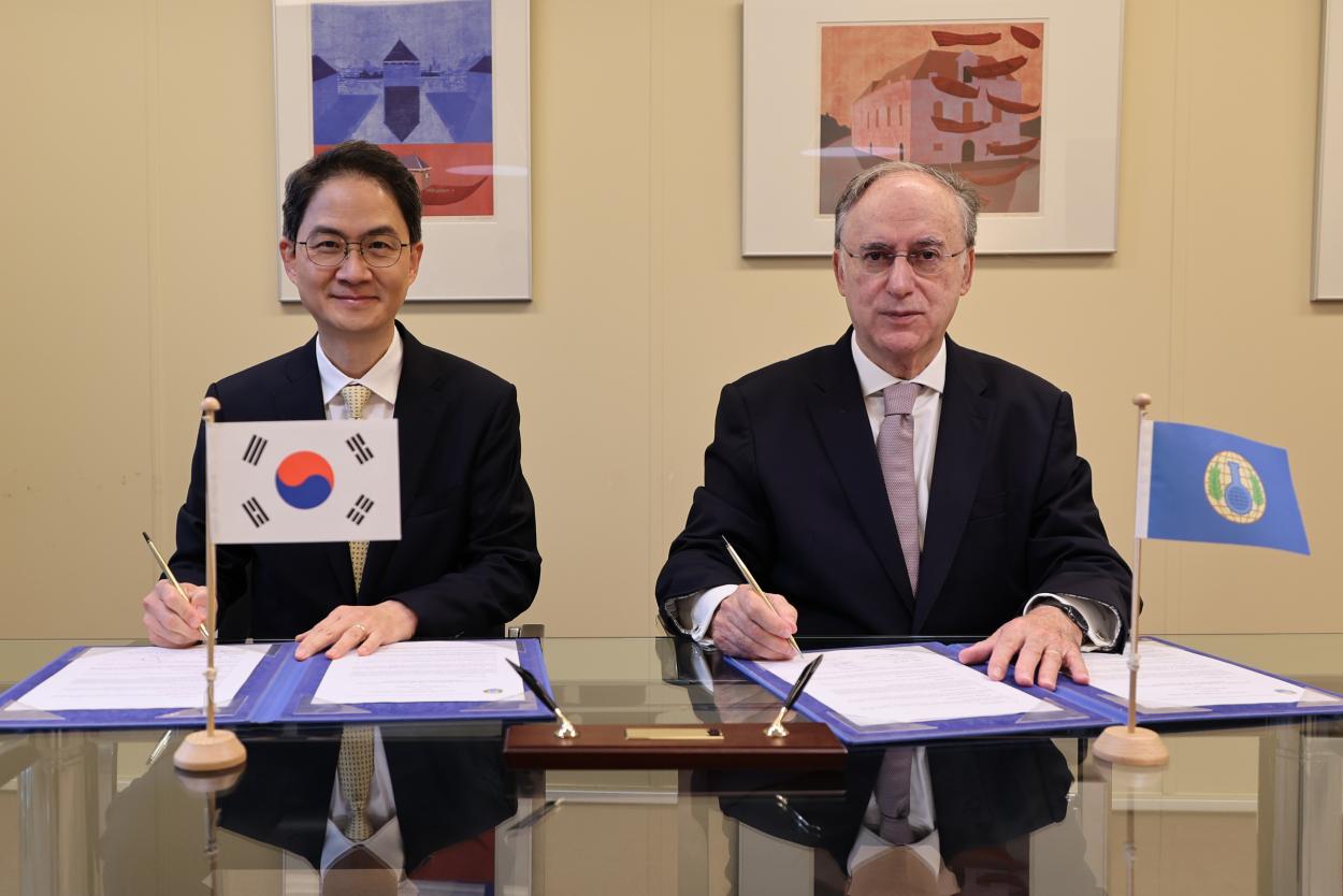 Republic of Korea provides €50,000 to support OPCW Conference on role ...