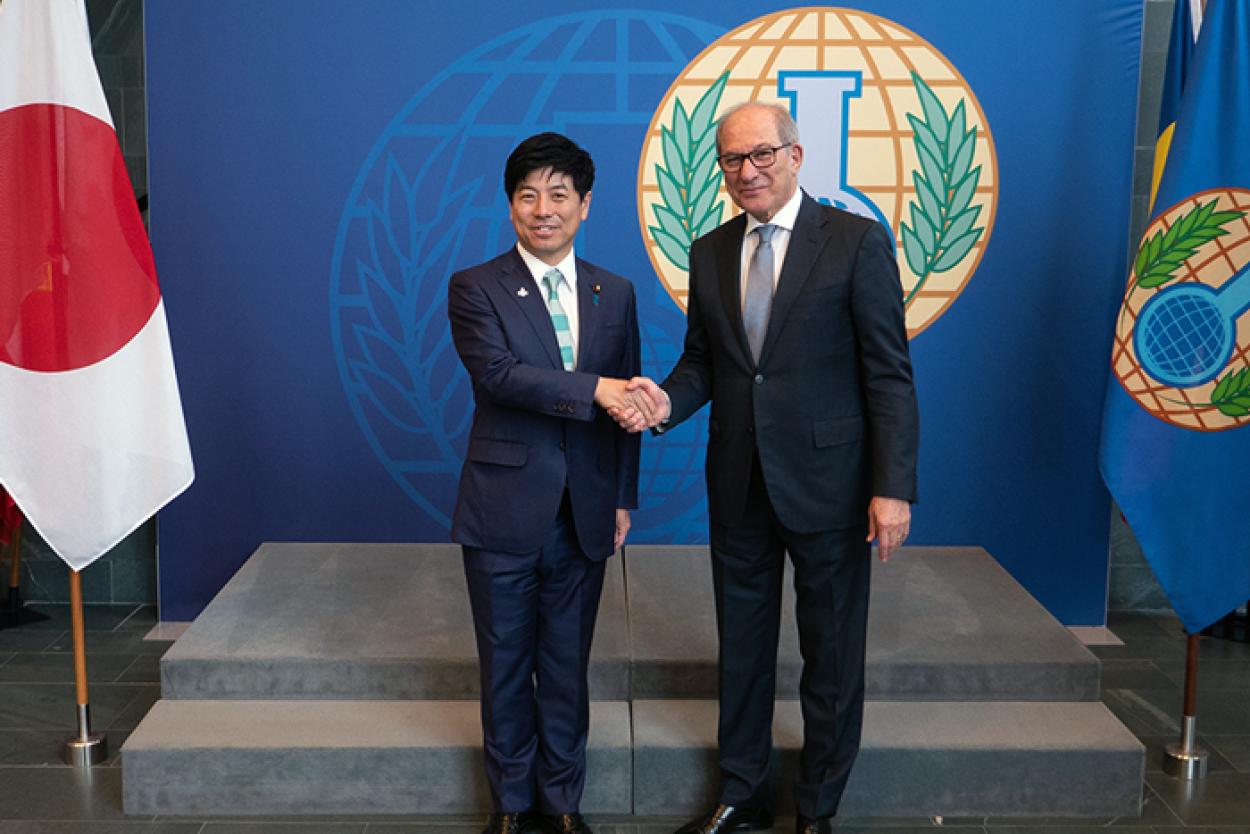 Japan’s State Minister of Foreign Affairs Visits OPCW | OPCW